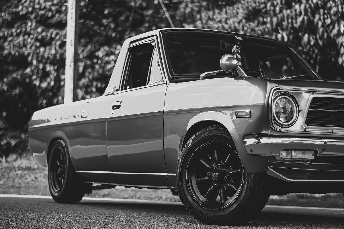 vehicle (Bridge car shoot w/ Model)