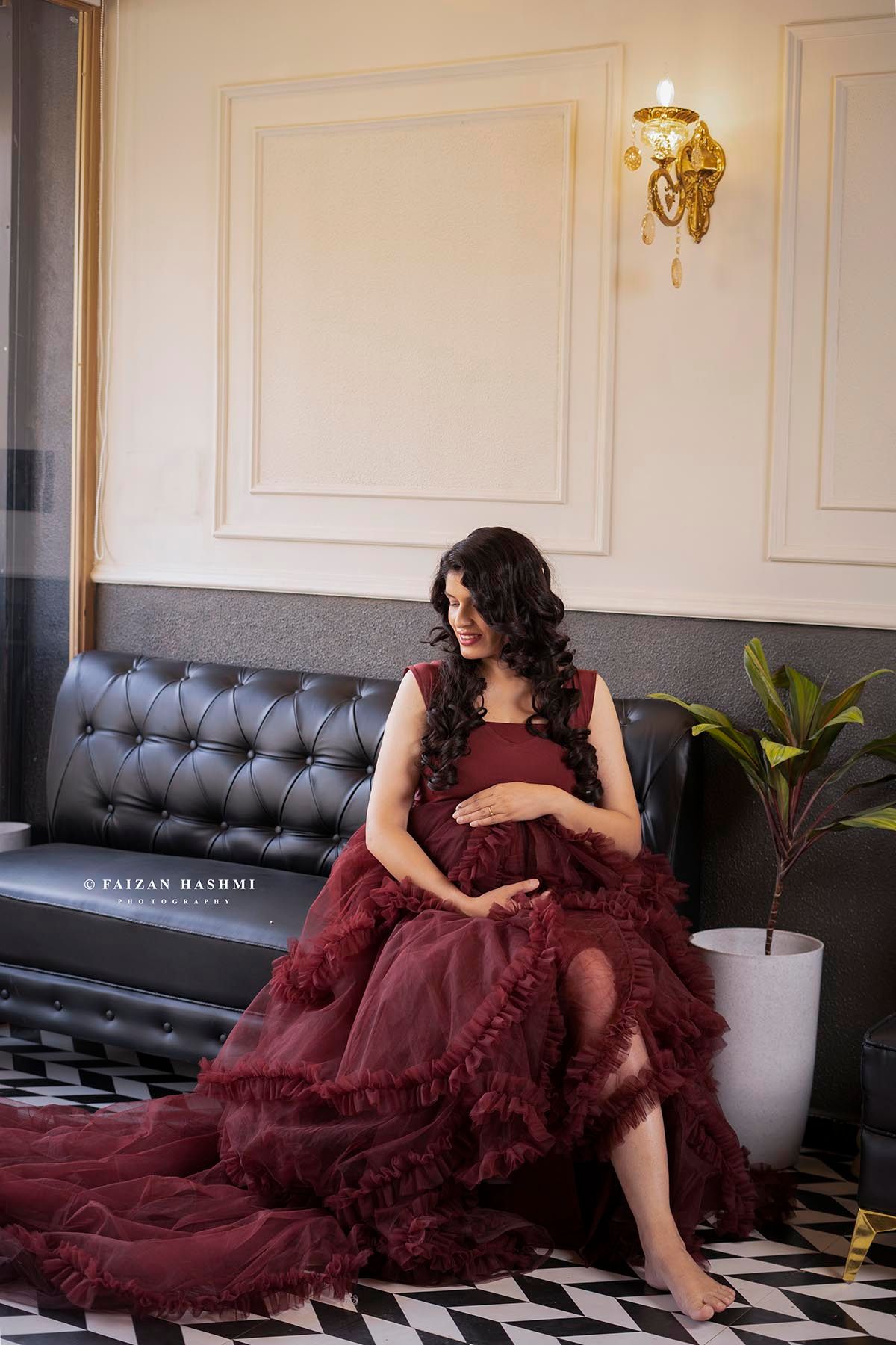 "Magnificent Maternity: Capturing Life's Beautiful Journey"