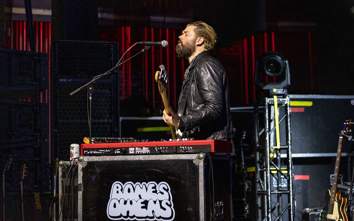 Bones Owens - 4/27/2022 - The Fillmore Detroit | VITAL RADAR
